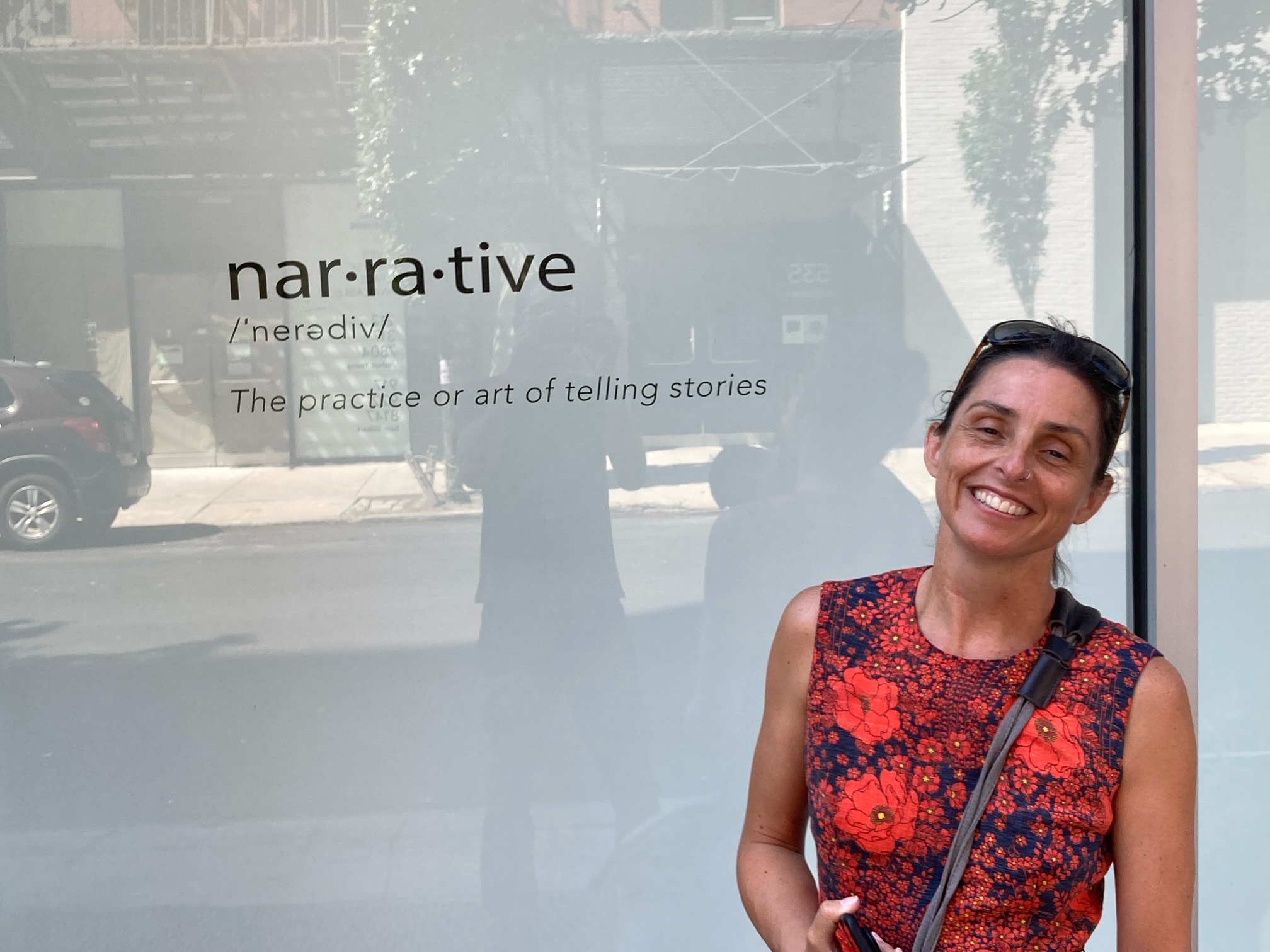 Narrative Painting - Who / Contact